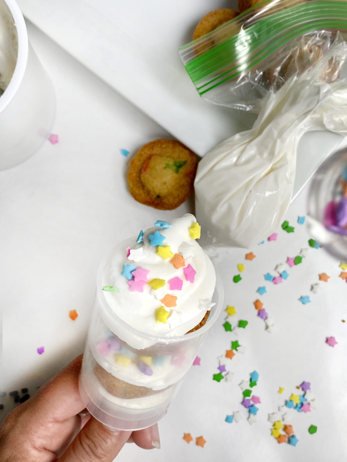 Muffin Push-Up Pops: fun snacks on the go » Glammed Events