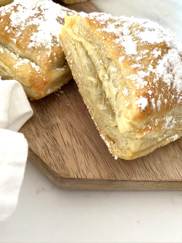 Guava filled Pastries: Pastelillitos de Guayaba de Puerto Rico ...