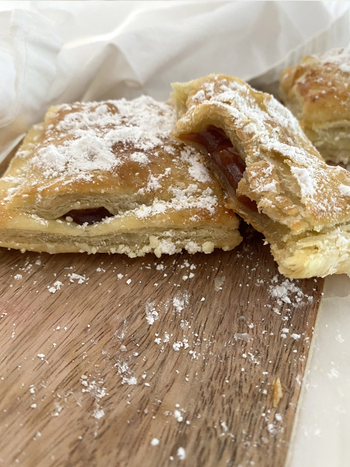 Guava filled Pastries: Pastelillitos de Guayaba de Puerto Rico ...