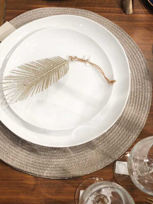 Glam Table Setting Ideas: How to easily Style a Table » Glammed Events
