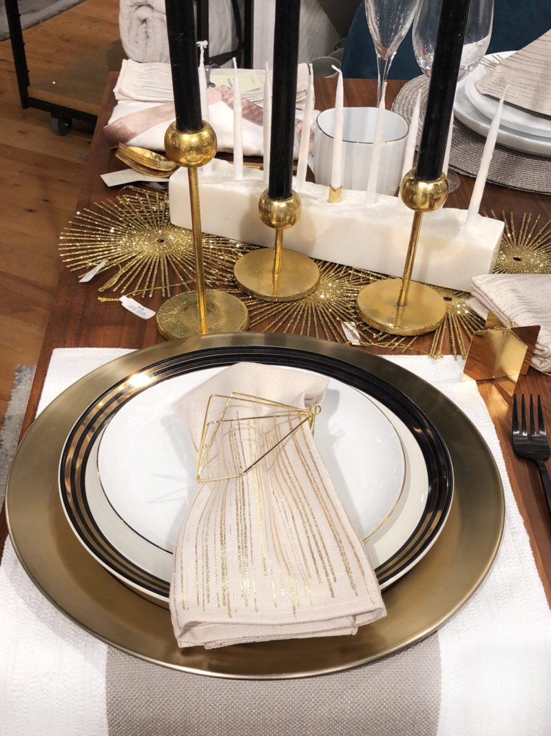Glam Table Setting Ideas: How to easily Style a Table » Glammed Events